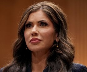 Noem Accuses FBI of Leaking ICE Operations in LA | Newsmax.com