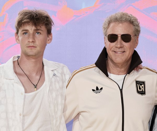 Will Ferrell Embarrasses Son at Prom by Dressing as Medieval Lord ...