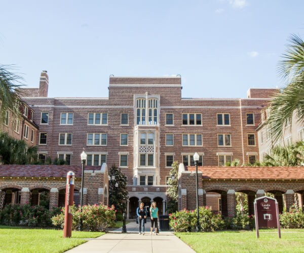 Florida State Suspends Greek Life Following Alcohol Death | Newsmax.com
