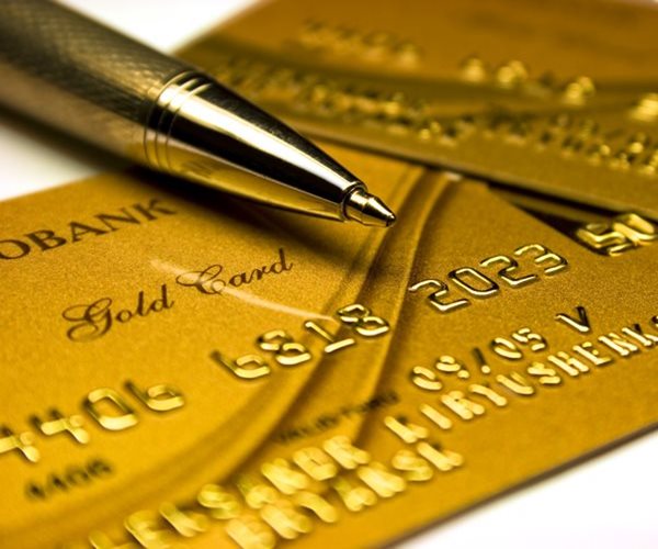 Rising Credit Card Interest Costs Consumers Extra $25B | Newsmax.com