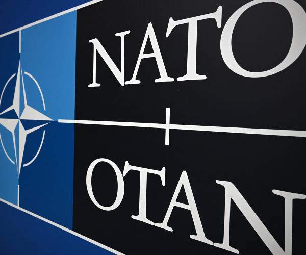 Trump Calls on NATO Countries to Stop Buying Russian Oil | Newsmax.com