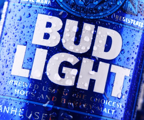 Senators Call for Probe of Bud Light Ad Campaign | Newsmax.com