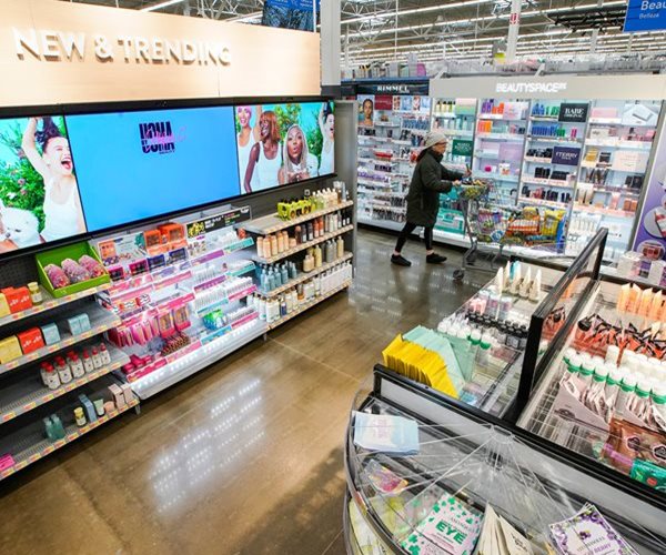 Walmart to Slow Hiring due to Sustained Inflation | Newsmax.com