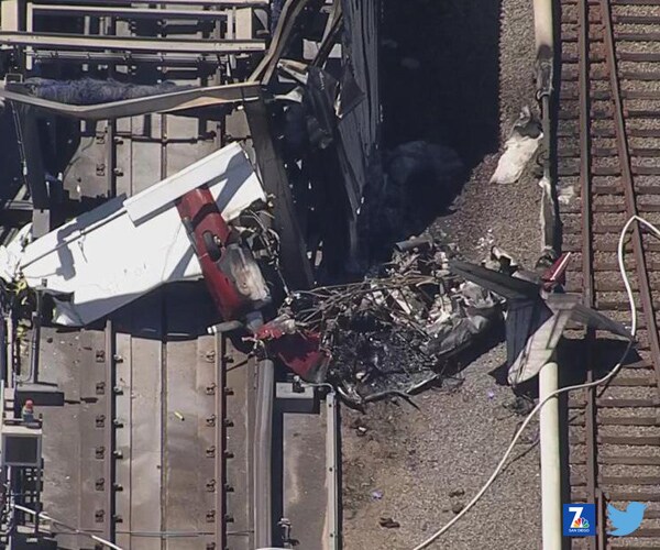 BART Tracks Plane Crash Kills Pilot, Slows Warriors Fans | Newsmax.com