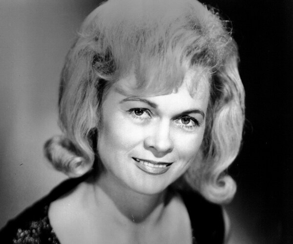 Jean Shepard, Country Music Hall of Famer, Dies at 82 | Newsmax.com