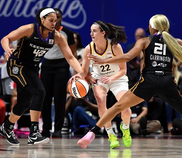 Caitlin Clark's Fever Debut a Big Hit for ESPN | Newsmax.com