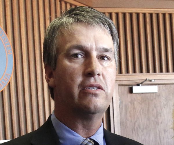 GOP Bill Would Codify Trump's Trans Military Ban | Newsmax.com