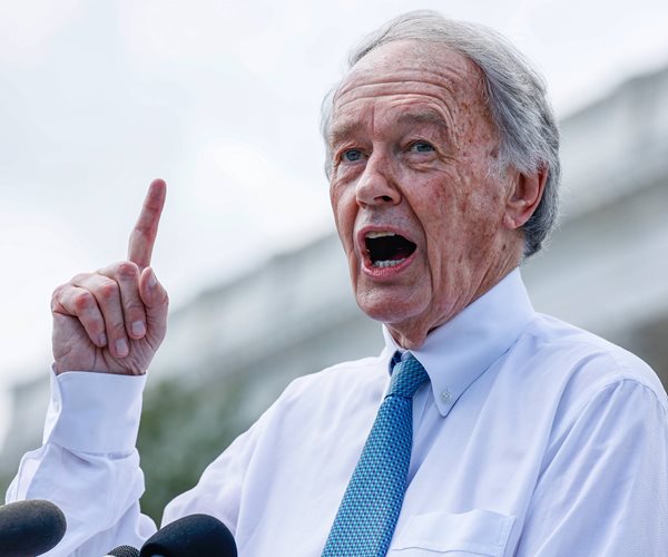 Sen. Markey's Senate Staff First to Unionize | Newsmax.com