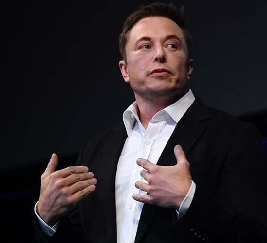 Musk Tells Tesla Staff He Must Approve All Hiring | Newsmax.com