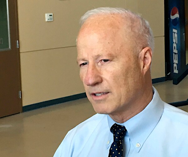 GOP Rep. Mike Coffman to Trump: Fire Stephen Miller Over Family ...