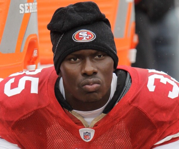 Source: NFL Player Phillip Adams Killed 5, Then Himself | Newsmax.com