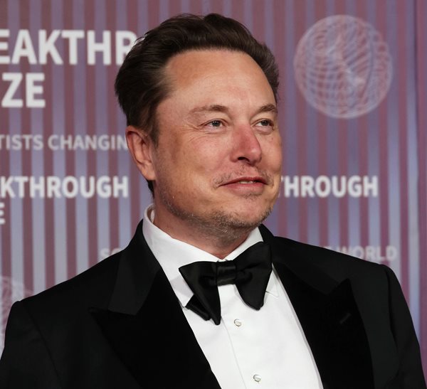 Tesla to Ask Shareholders to Reinstate Musk's $55B Pay | Newsmax.com