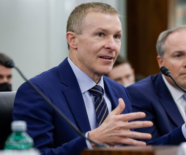 United CEO Says Delta Pilots Contract Will Set Template | Newsmax.com