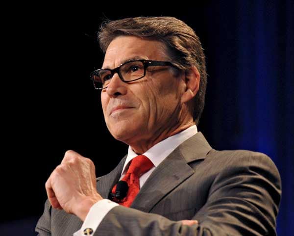 Perry Launches 2016 Bid, Pledges 'Limitless Opportunity' | Newsmax.com