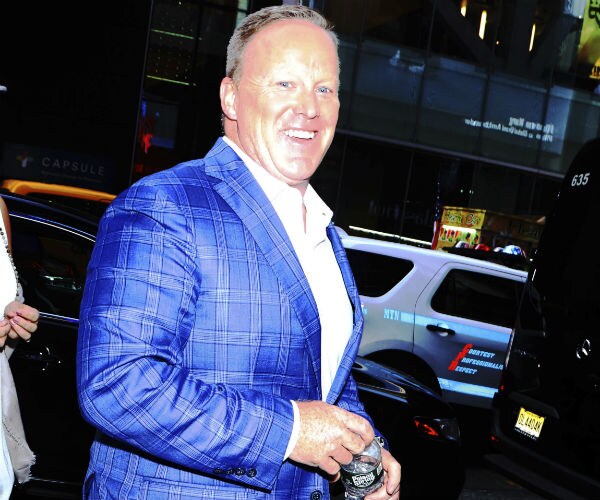 DWTS: All Eyes on Sean Spicer and His Neon-Green Shirt | Newsmax.com