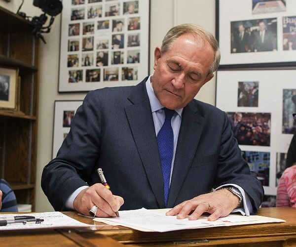 Jim Gilmore: Trump 'Not Serious,' Clinton 'Confused' in Terror War ...