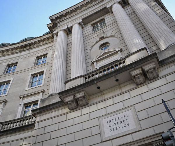 IRS Special Agent Killed During Gun Training in Phoenix | Newsmax.com