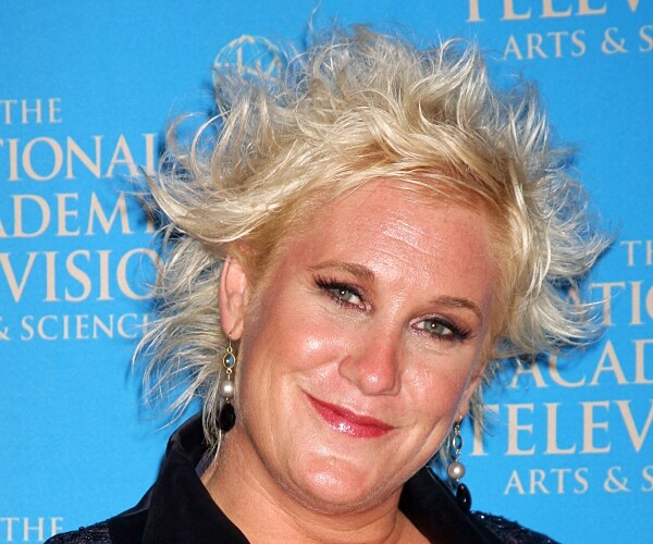 Anne Burrell, Chef and Food Network Star, Dies at 55 | KBOI 93.1FM and ...