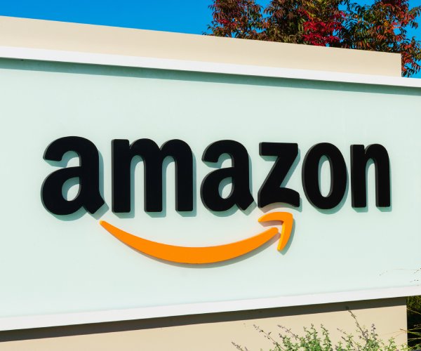 Amazon Smile Continues to Frown on Christian Organizations | Newsmax.com