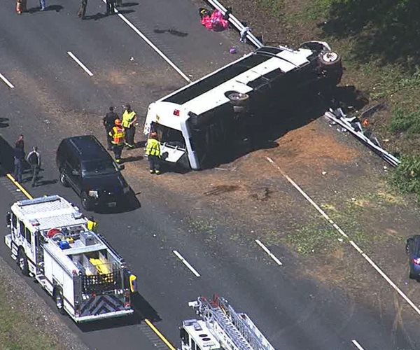 Bus Overturns on Interstate 95 in Northeastern Maryland | Newsmax.com