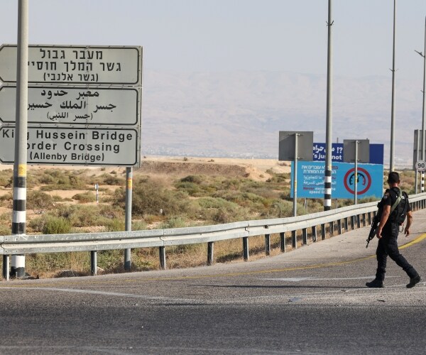 Israel Reopens Border Crossing With Jordan | Newsmax.com