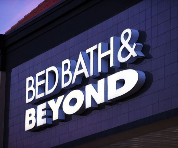 Bed Bath & Beyond to Review Assets Under Pressure From Activists ...