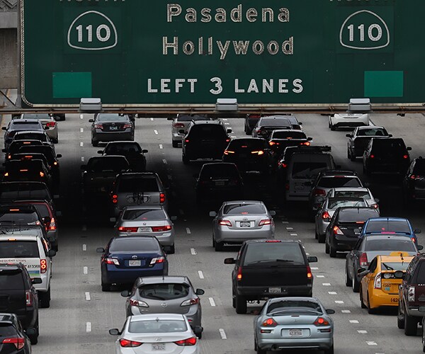 Los Angeles Traffic Congestion World's Worst 6 Years in a Row | Newsmax.com