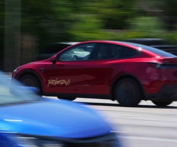 Tesla Delivers First Driverless Car in Texas Milestone | Newsmax.com