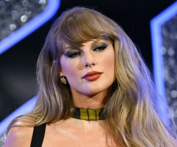 DNC Launches Taylor Swift-Themed Ad Campaign | Newsmax.com