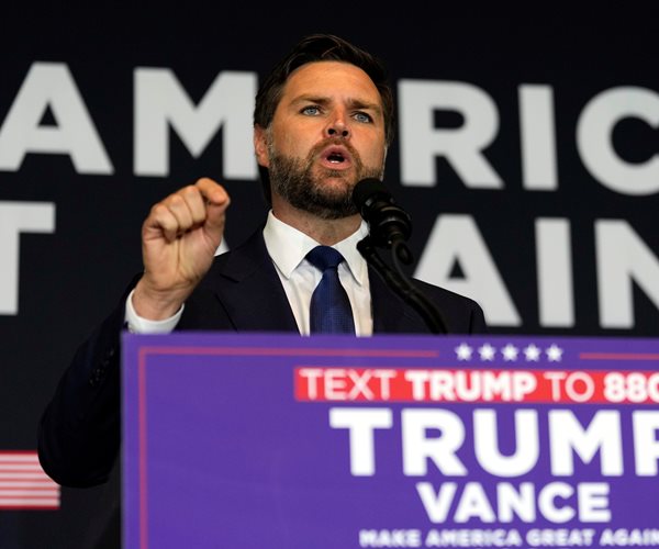 Sen. Vance: Migrants Eating Pets Should Be Investigated | Newsmax.com