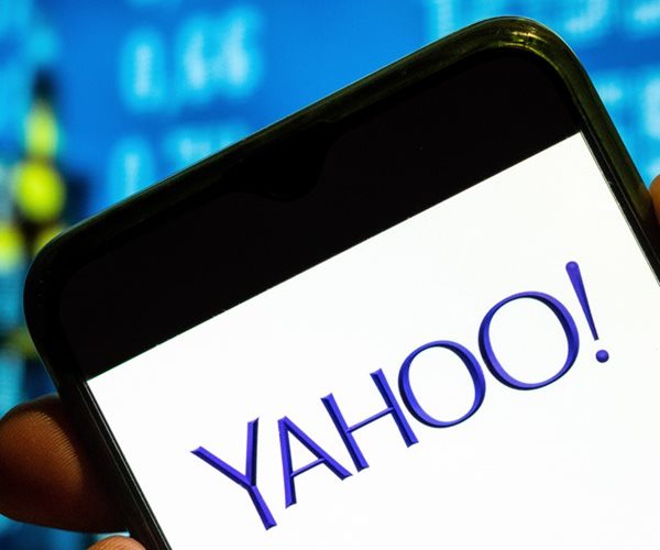 Yahoo to Lay Off More Than 20% | Newsmax.com