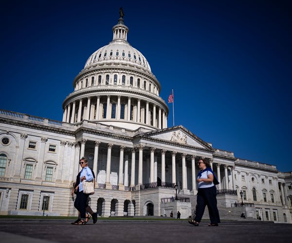 US Senate Poised to Pass Republican Stopgap Spending Bill, Avert ...