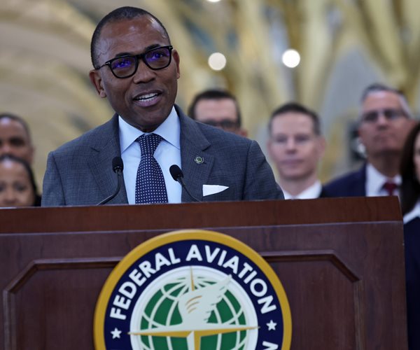 FAA Acting Chief Nolen to Leave Agency | Newsmax.com