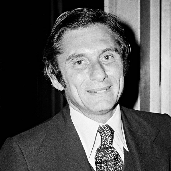 Legend Barry Farber Inducted Into Radio Hall | Newsmax.com