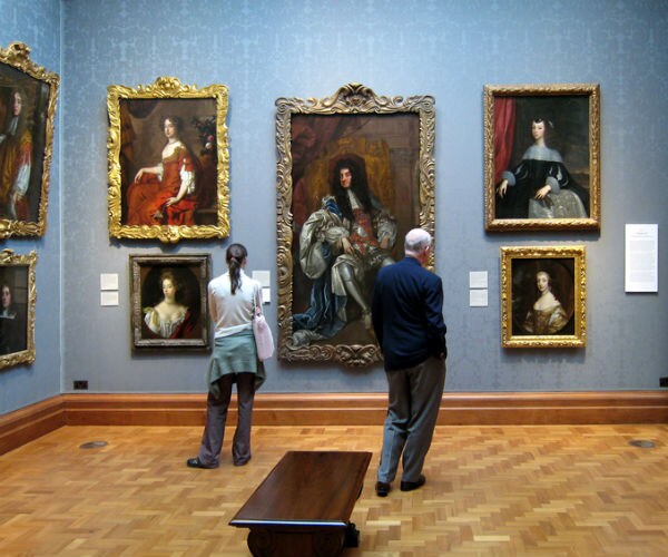 Hanging and Lighting Painted Masterworks | Newsmax.com