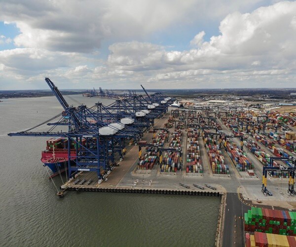 Strike at Biggest Shipping Port Adds to UK Industrial Chaos | Newsmax.com