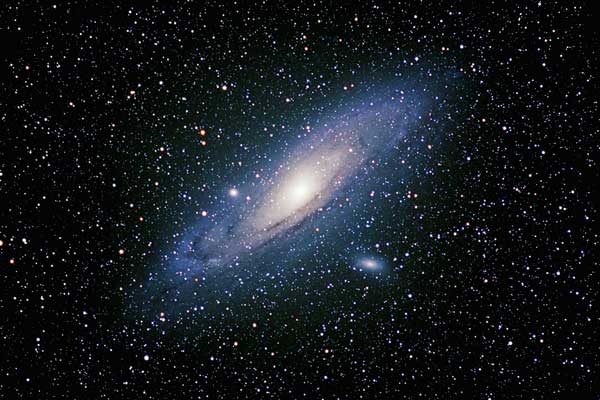 Scientists Discover Massive Halo Around Andromeda Galaxy | Newsmax.com