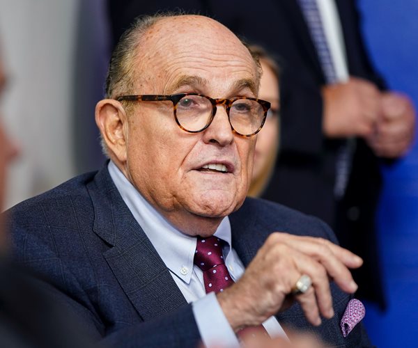 Judge Agrees to Appoint 'special Master' in Giuliani Case | Newsmax.com
