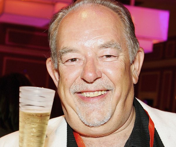 Robin Leach, 'Lifestyles of the Rich and Famous' Host, Dies at 76 ...