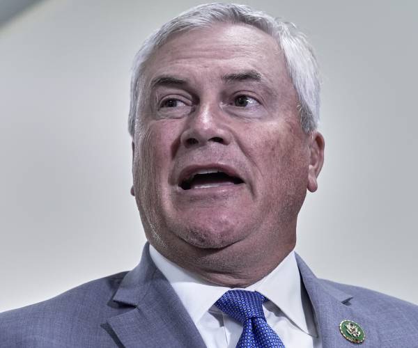 Rep. Comer to Newsmax: Trump Shows Leadership in Paying Troops ...