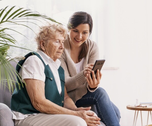 Phone Therapy Helps Parkinson's Patients Manage Depression | Newsmax.com