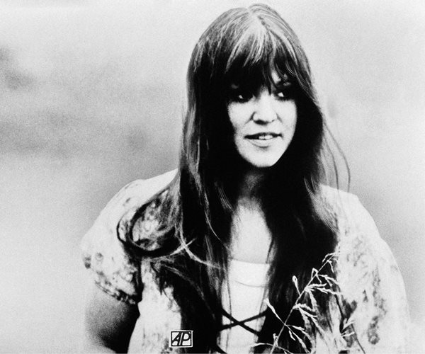 Melanie, Singer-songwriter of 'Brand New Key' and Other '70s Hits, Dies ...