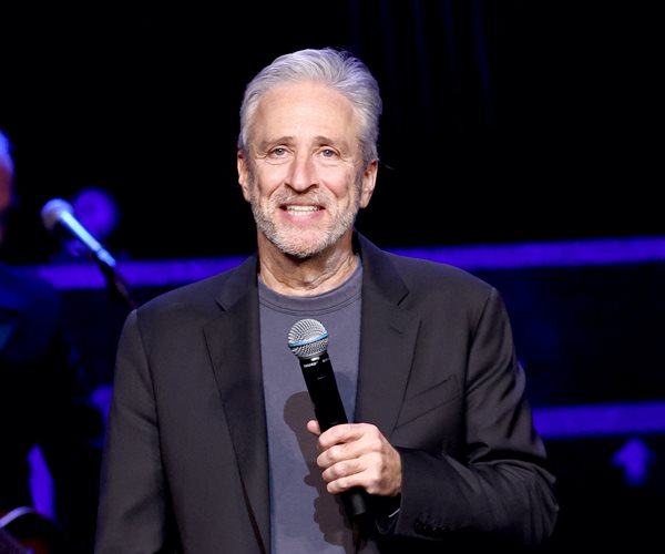 Jon Stewart Will Return to 'The Daily Show' as Host — Just on Mondays ...