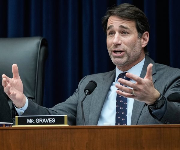 Rep. Graves: Can't Rule Out Shutdown in Fall | Newsmax.com