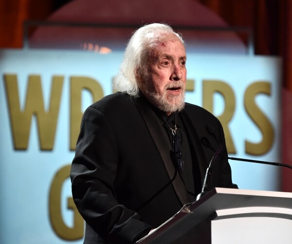 Robert Towne, Oscar-Winning Writer of 'Chinatown,' Dies at 89 | Newsmax.com