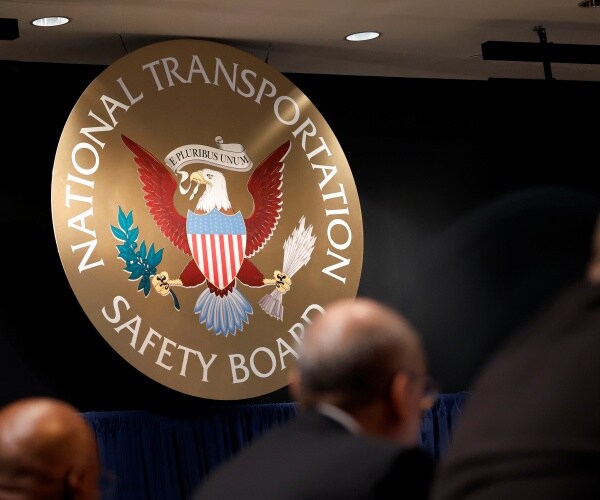 NTSB Blasts FAA Over Boeing 737 Safety Issue | Newsmax.com