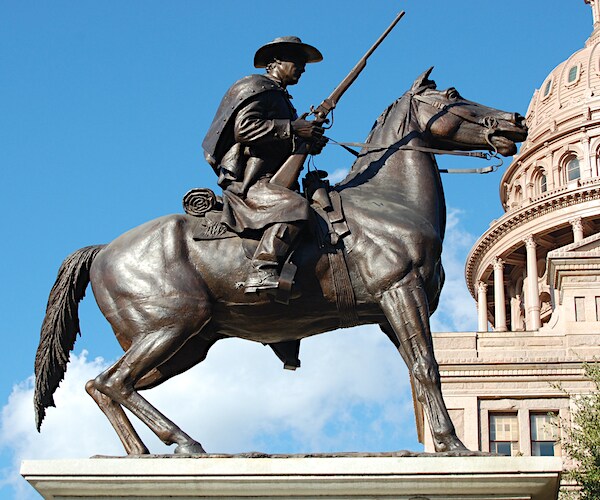Statue of Texas Ranger Removed From Dallas Airport | Newsmax.com