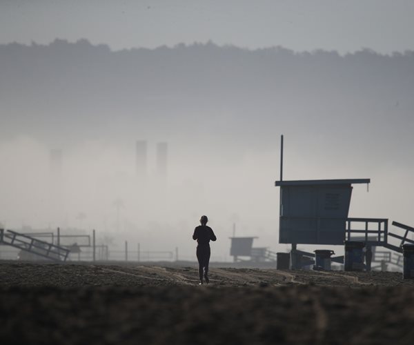 America's Loneliness Epidemic is Rising Because of COVID-19 | Newsmax.com