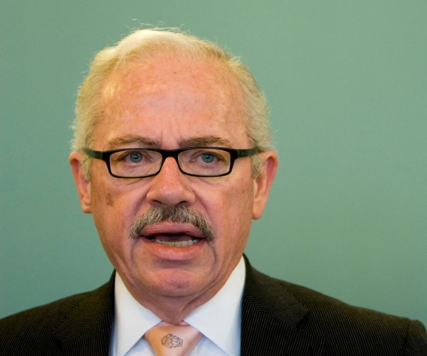 Former Rep. Bob Barr: NY to Grant Animals Voting Rights? | Newsmax.com