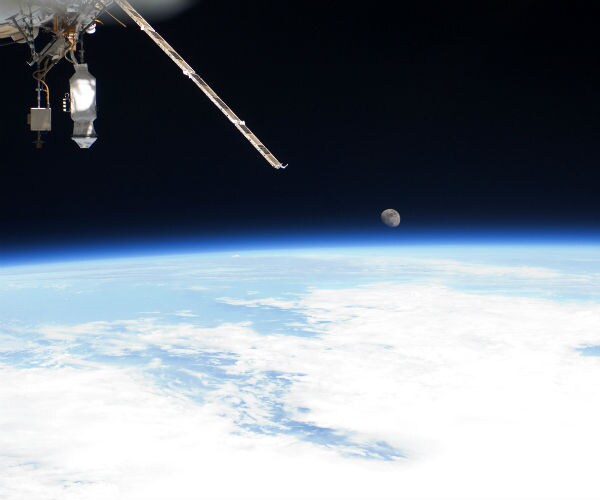 NASA Moon Space Station Could Be Inhabited Within 10 Years | Newsmax.com